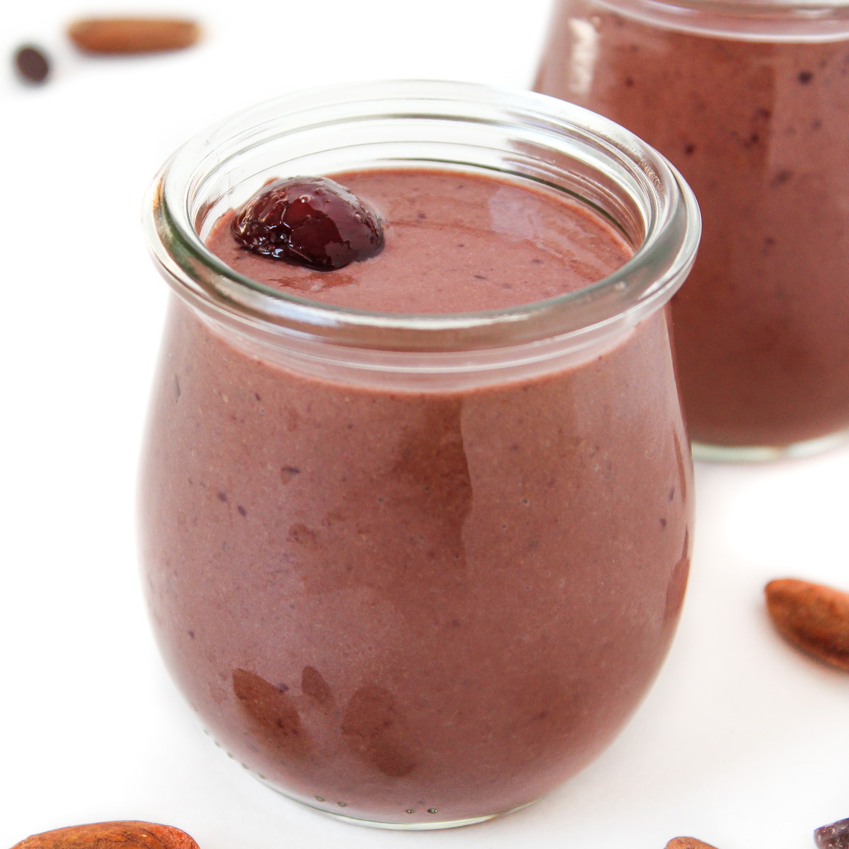 Chocolate Cherry Almond Smoothie - The Garden Grazer
